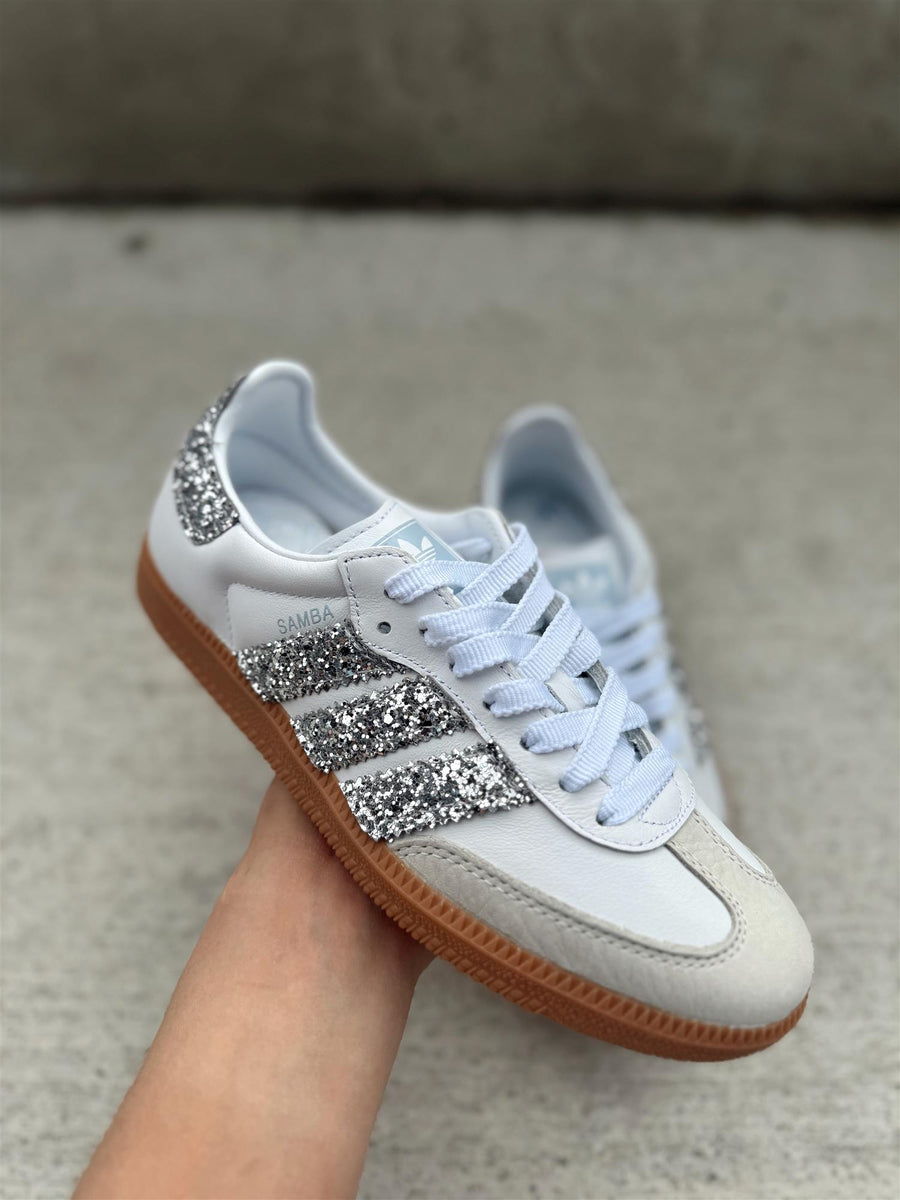 SEDDYS - Adidas Samba Glitter G1 Silver - – Hos Josefine